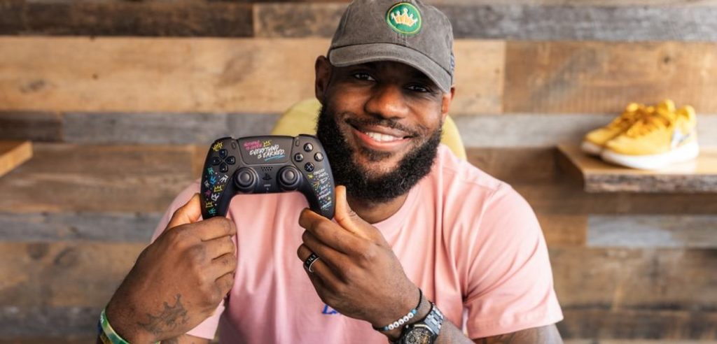 خرید دسته PS5 | LeBron James Limited Edition - فروشگاه سرگرمی تیلنو